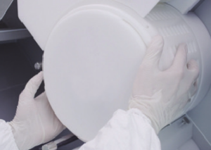 Tablet, capsule, softgel inspection and sorting machine | Sensum SPINE